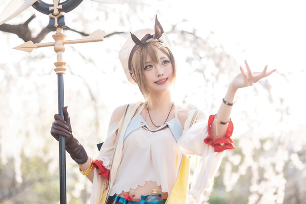 [커버스토리] 남캐? 여캐? 모두 가능! 중성적인 매력의 ‘카에’ - 6월호