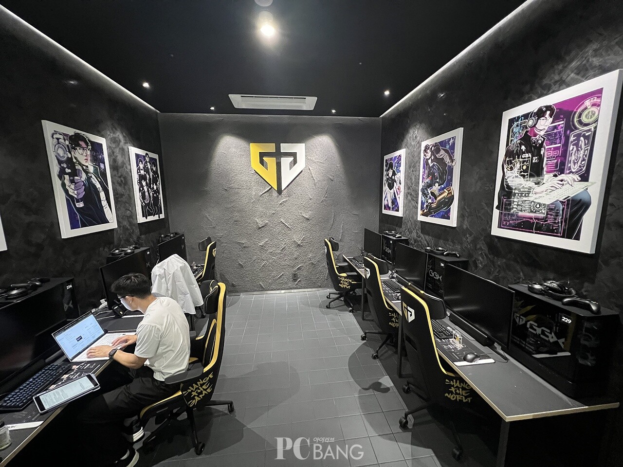 45억 들인 PC방? 젠지, 복합 문화 게이밍 공간 ‘GGX’ 오픈